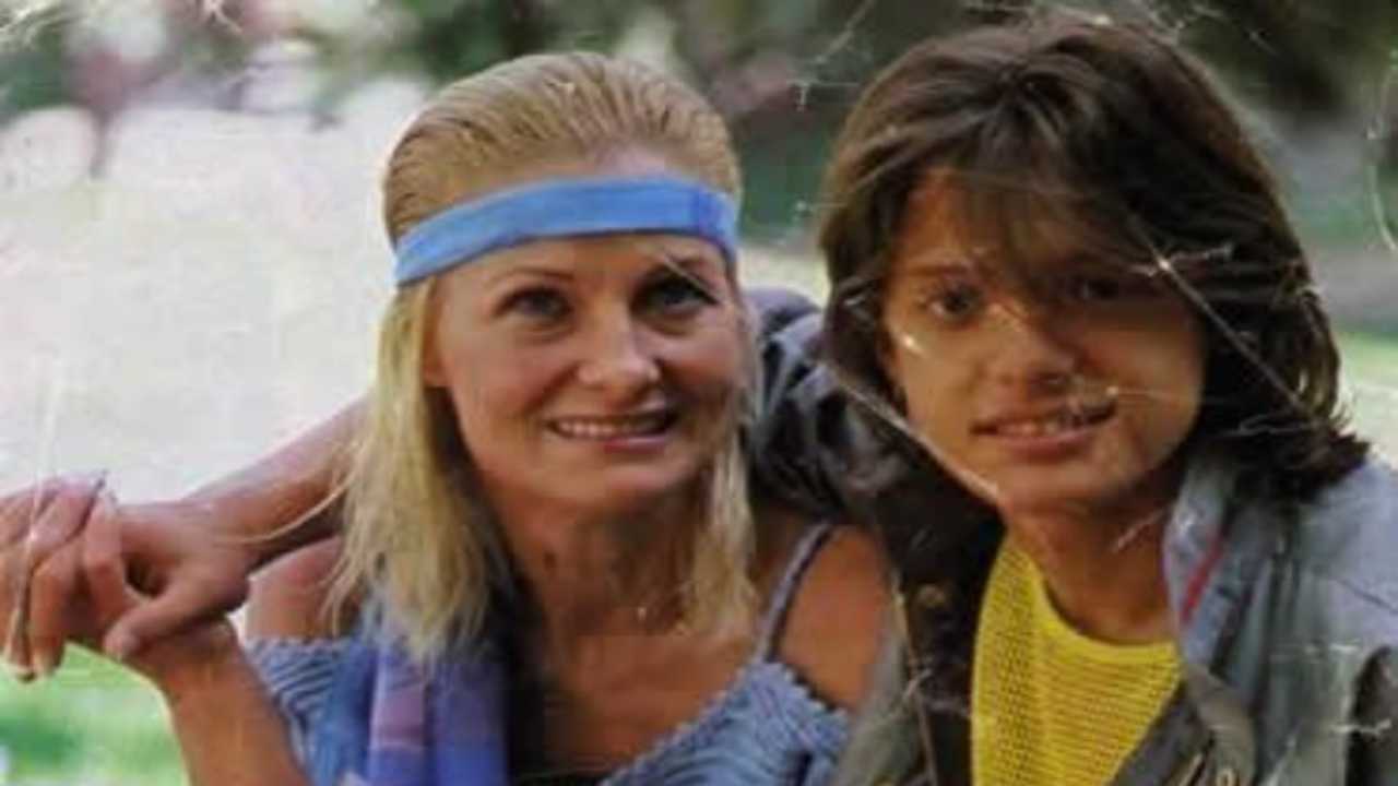 Luis Miguel: la madre scomparsa nel 1986, ora una foto riaccende la ...